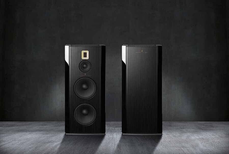 Steinway & Sons Model A: Reference wall-mounted floorstanders - Stereotech