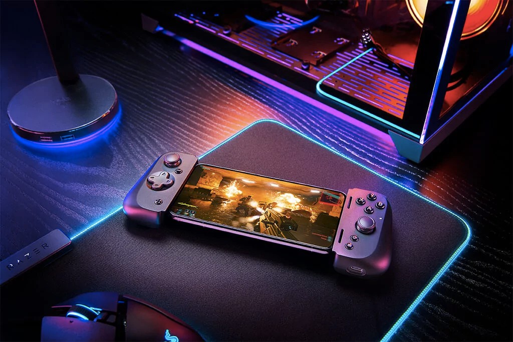 Razer Kishi V2: A gamepad for Android flagships of any size - Stereotech