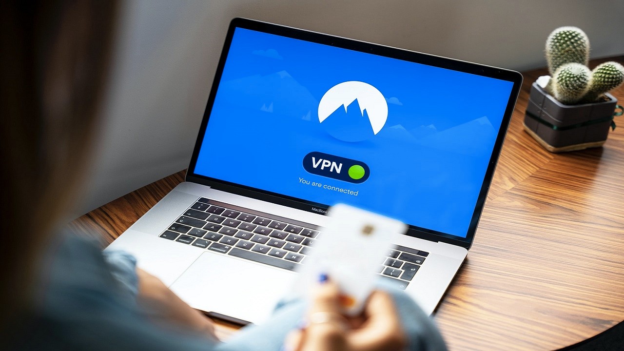 Why you should start using a VPN to surf the internet - Stereotech